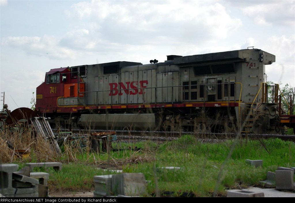 BNSF 741